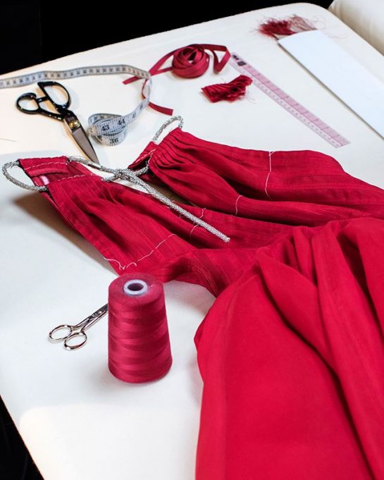 6 tipos de Costureira(o): Conheça quem faz a moda acontecer de verdade ...